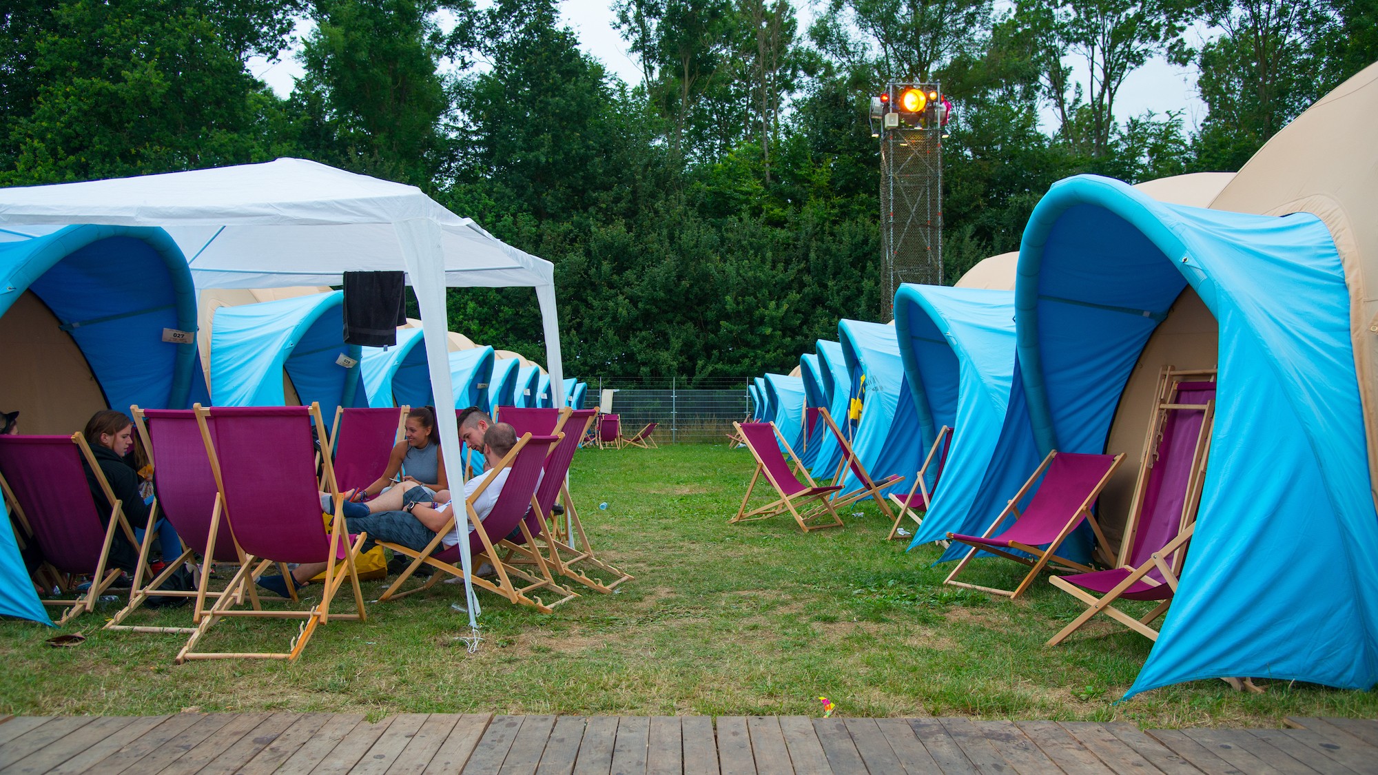 Comfort Camping vs Defqon.1 Camping Ground | Blogs | Hardstyle Report